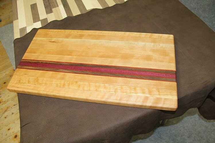 Vom Flügelbrettchen bis zum Snacktisch - Holzobjekte von Harald Wehner ...